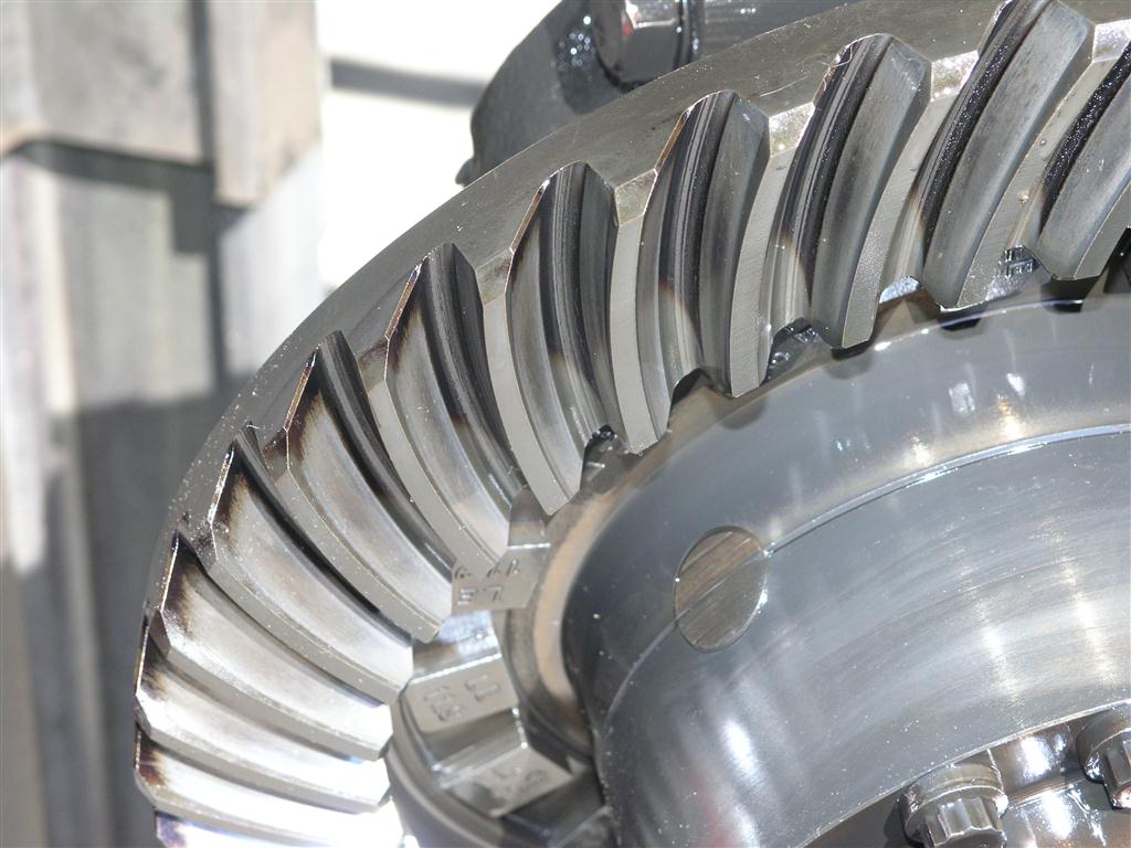 Eaton D404 Rear axle carrier assembly for sale